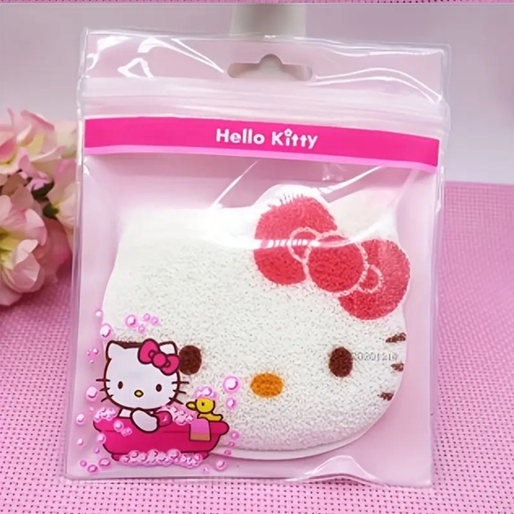 Hello Kitty | Accessories | Hello Kitty Cleansing Facial Puff | Poshmark